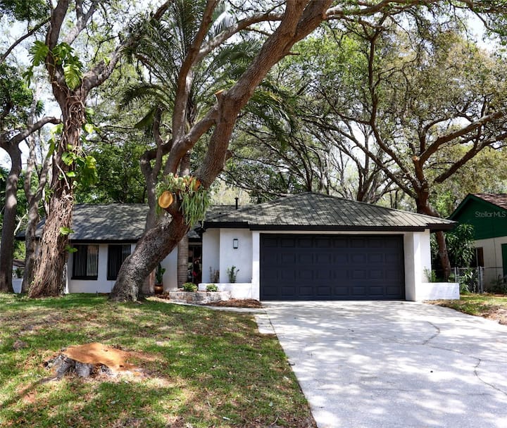 Charming 3-bedroom Near Orlando Theme Parks - Maitland