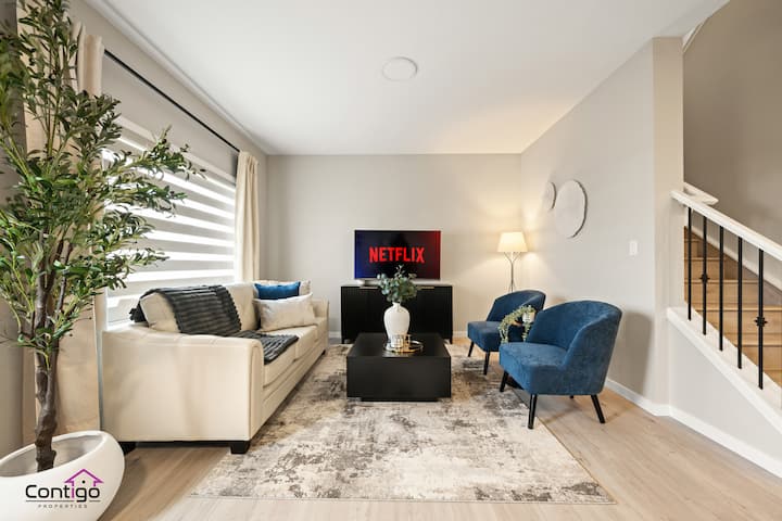 Secret Garden Retreat | Sleeps 18 | Near Wem - Edmonton