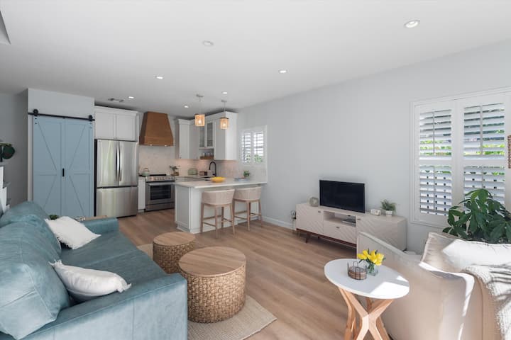 Renovated Old Town 2 Bedroom With Private Backyard - 키웨스트