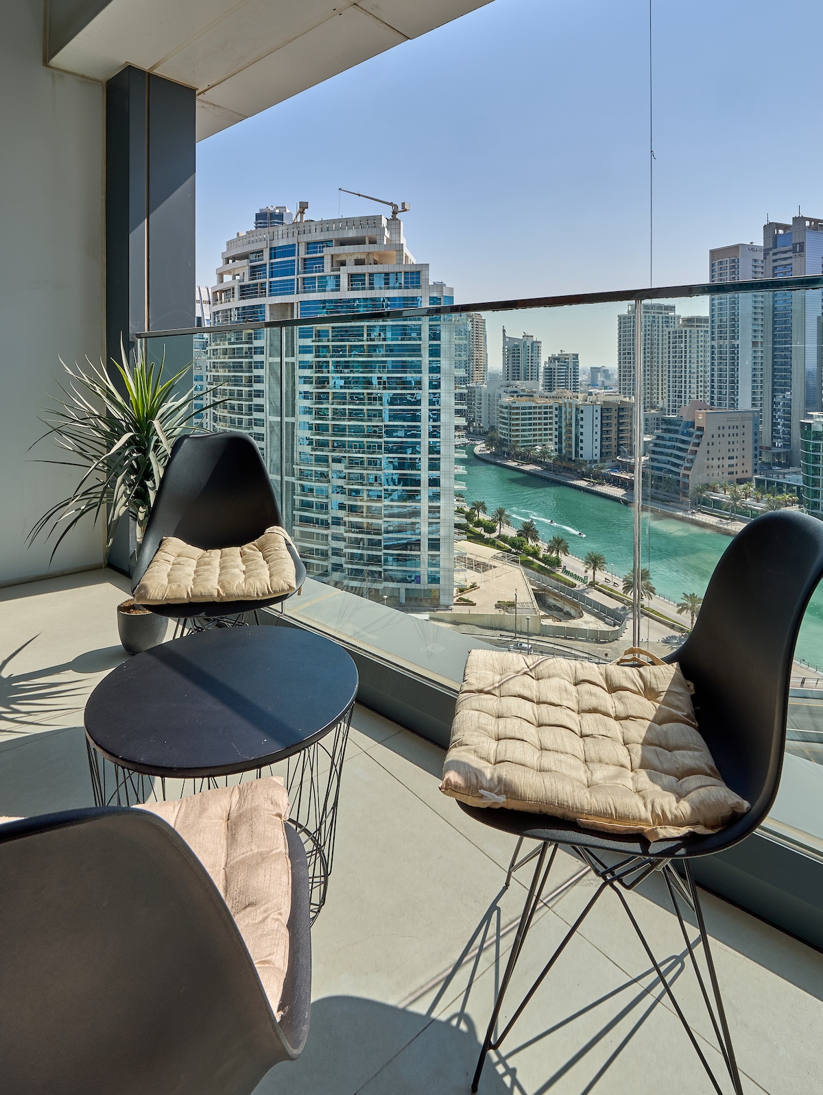 Amazing 1BR Address Beach Resort With Privet Beach - Apartments for ...