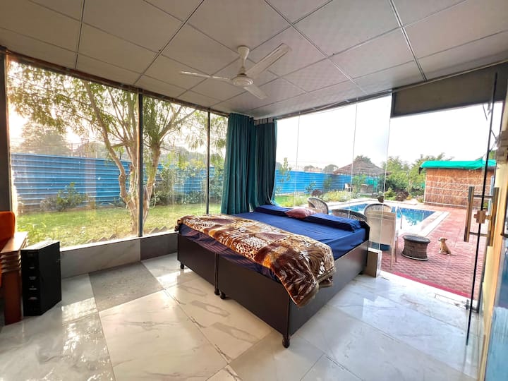 3bhk Farm With Bonfire & Fresh Water Pool - Gurgaon