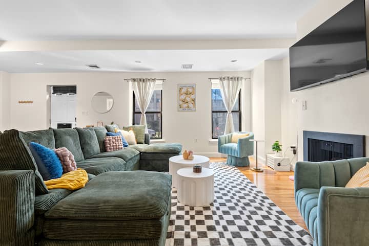 New! Spacious & Stylish City Getaway | 20 Min>nyc - Hoboken, NJ