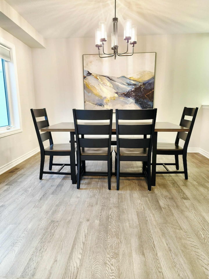 4bdrm Stittsville/kanata Townhouse/dbl Car Garage - Kanata