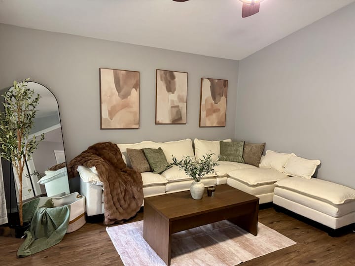 Cozy Retreat W / Share Bathroom - Boise, ID