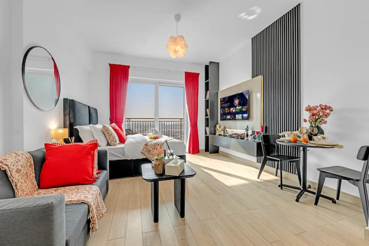 F1 Theme Studio - Next To Ferrari World & Yas Mall - Abu Dhabi