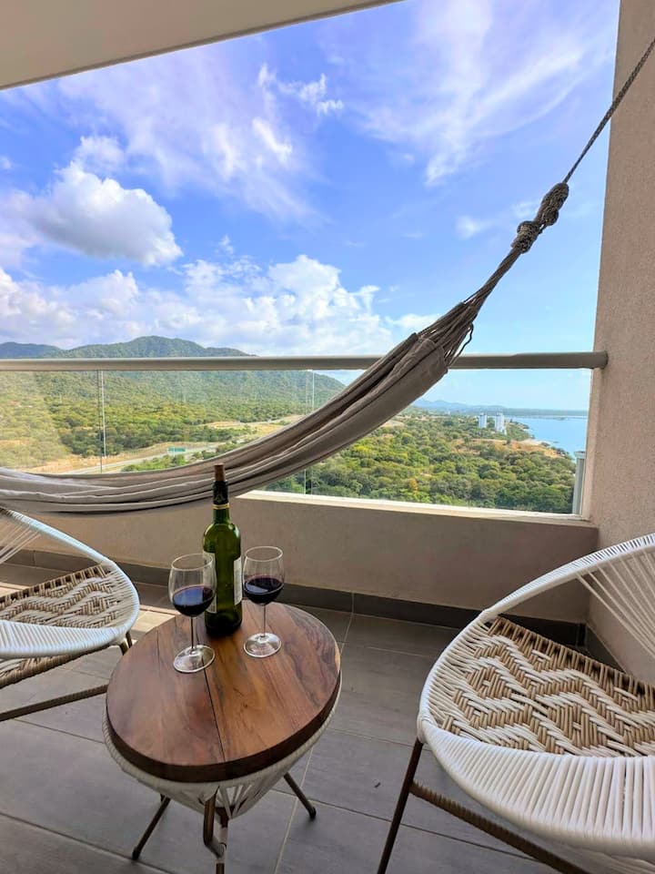 Loft Vista Al Mar Y La Sierra | Piso 16 | Wifi - Colombia