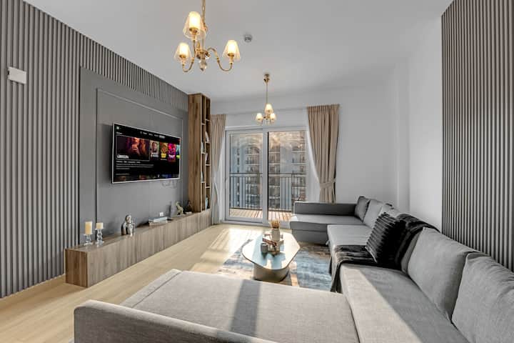 Yas Island - F1 Yas Marina Circuit & Ferrari World - Abu Dhabi