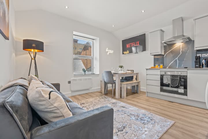 Cardiff 1br For Couples, Solo Travel +Free Parking - Cardiff