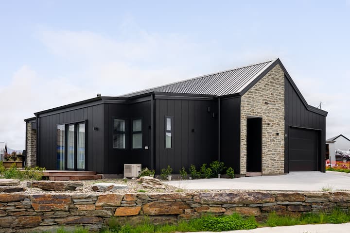 Dream Home Wanaka - Luggate