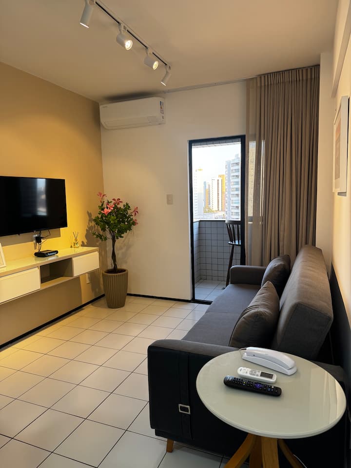 Flat 1106 Próximo à Praia - Condomínio Biarritz - São Luís