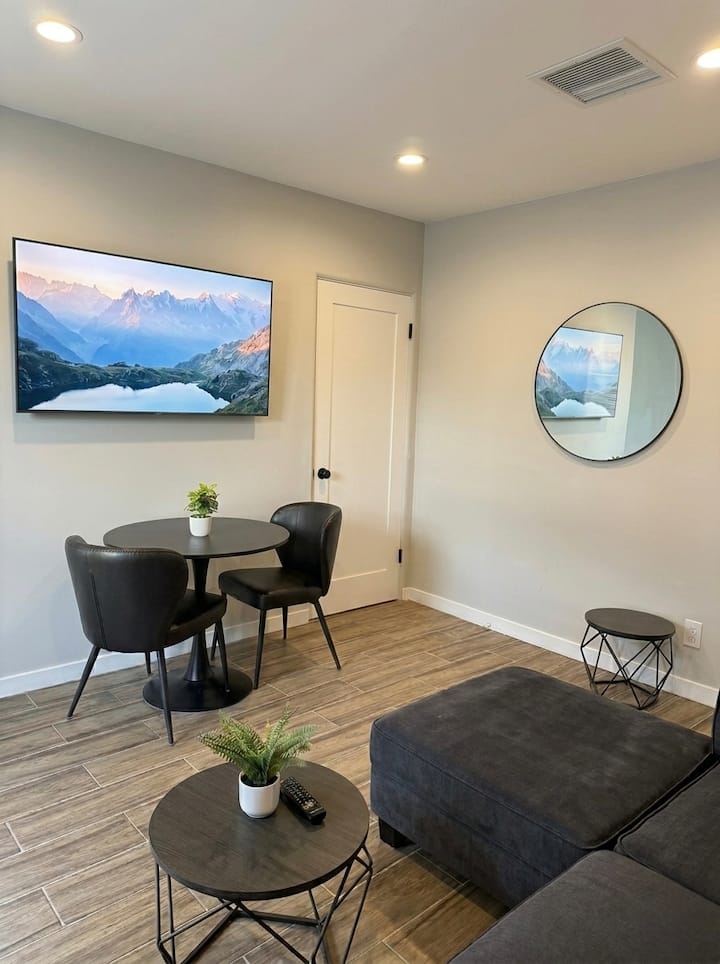 The Hub - El Paso, TX