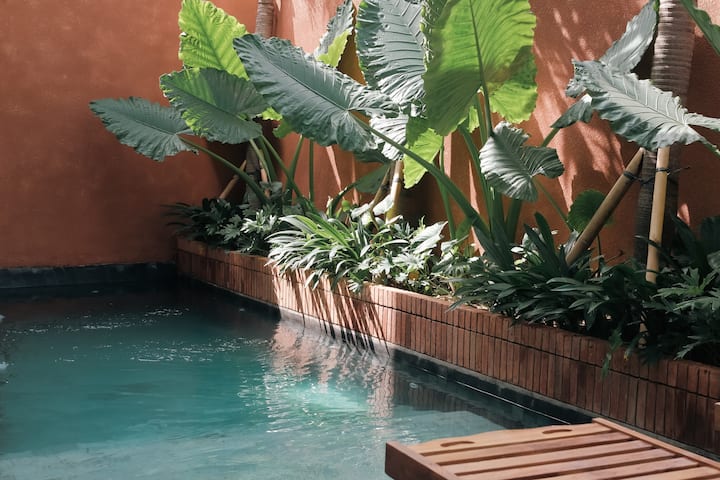 Md Tropical Brutalism Villa - Canggu