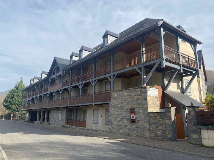 ÉLégant Appartement Avec Terrasse Spacieuse - Saint-Lary-Soulan