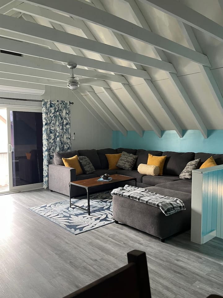 Modern Townhouse Near The Beach - The Bahamas