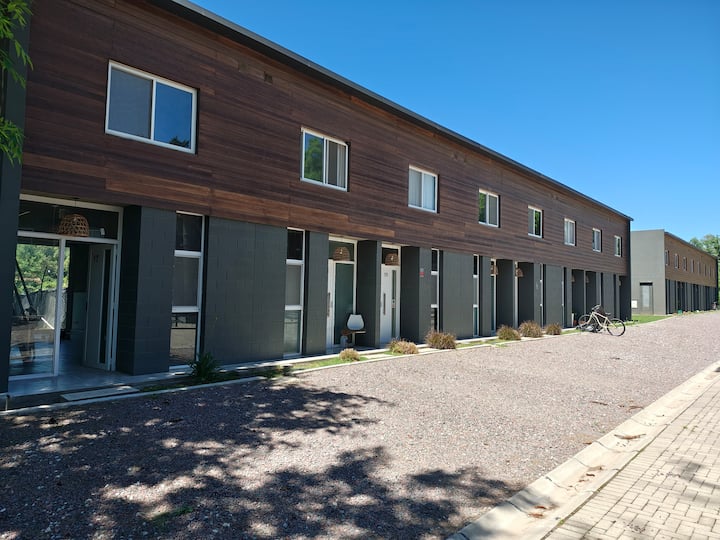 Deep House Pilar - Villa Rosa