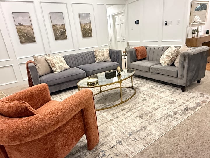 Modern 3b/2b Frisco Retreat In Prime Location - Frisco, TX