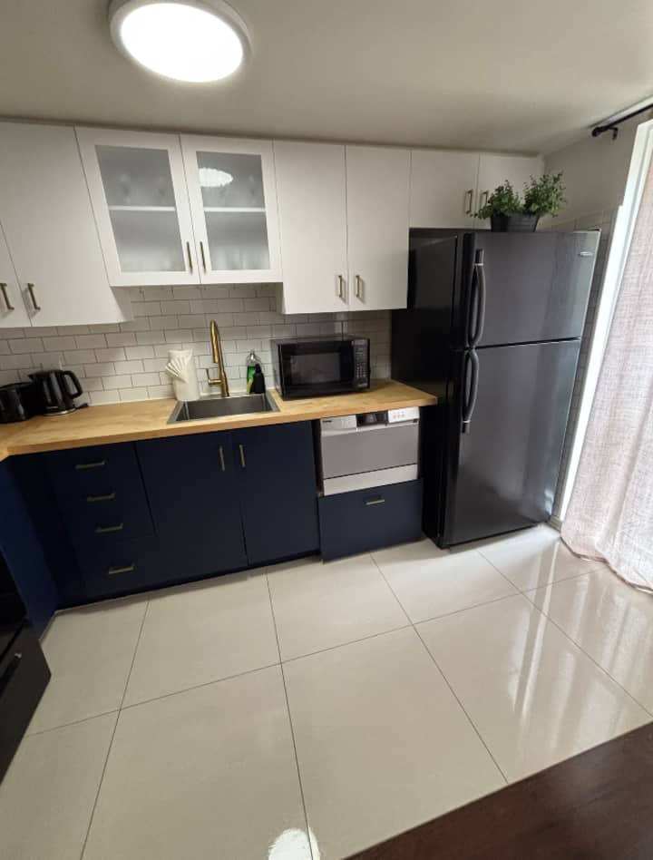 Green Town For 2 - Port Hope