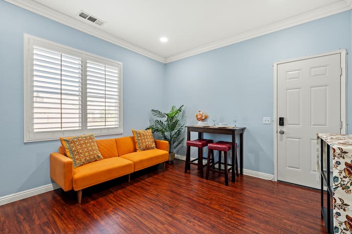 Private1br/kitchen Laundry/independent Entrance - Prado Regional Park, Chino