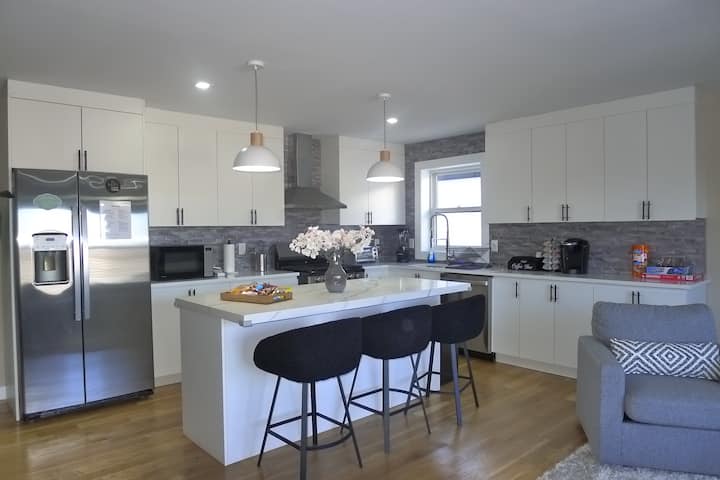 Brand New 3br/2ba Near Nyc | Private Parking |W&d - Staten Island, NY