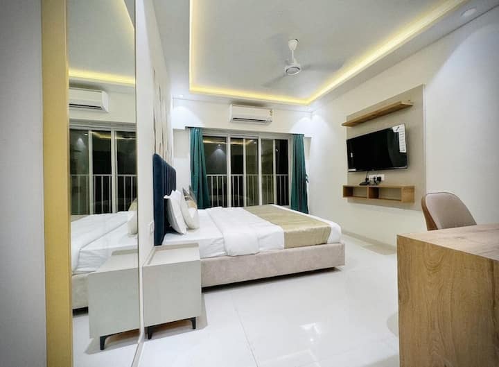 Gateway Apartment Vile Parle East Mumbai - Mumbai