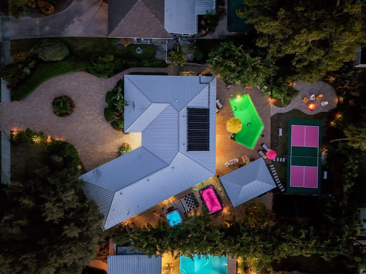 Pickleball*htd Pool* Hot Tub*trampoline*bunk Room - Sarasota, FL