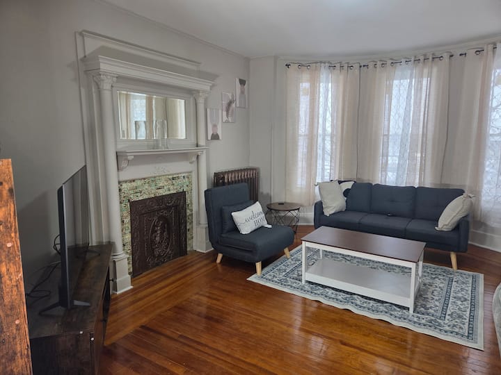 Apartment 2 Rooms, Kitchen, Bathroom, Living Room - Schenectady, NY