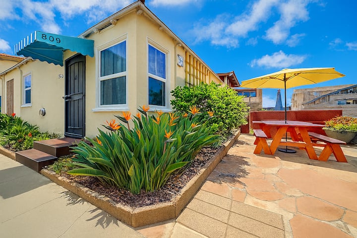 1 Bed • Steps To Sand • A/c • Parking | Free Bikes - San Diego, CA