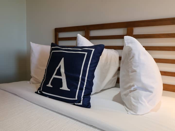 King Pine Lodge At Allenberry Resort - Carlisle, PA