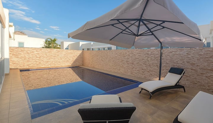 Private Pool In Flandes — Perfect Getaway - El Espinal