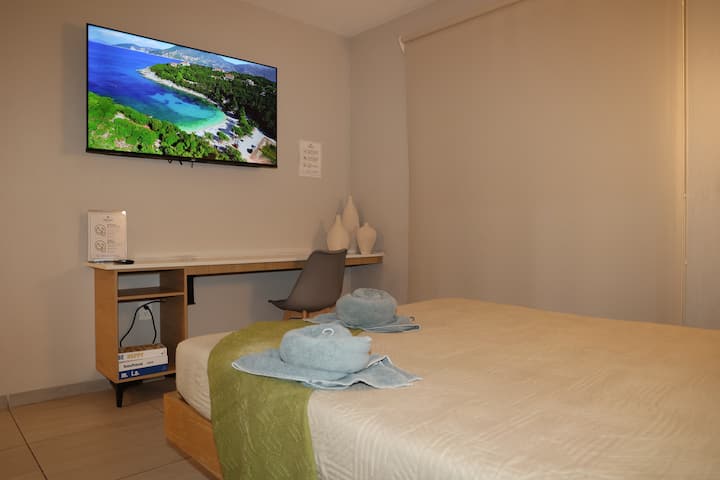 Contemporary Suite With Queen Bed And Kitchenette - Guadalajara, México