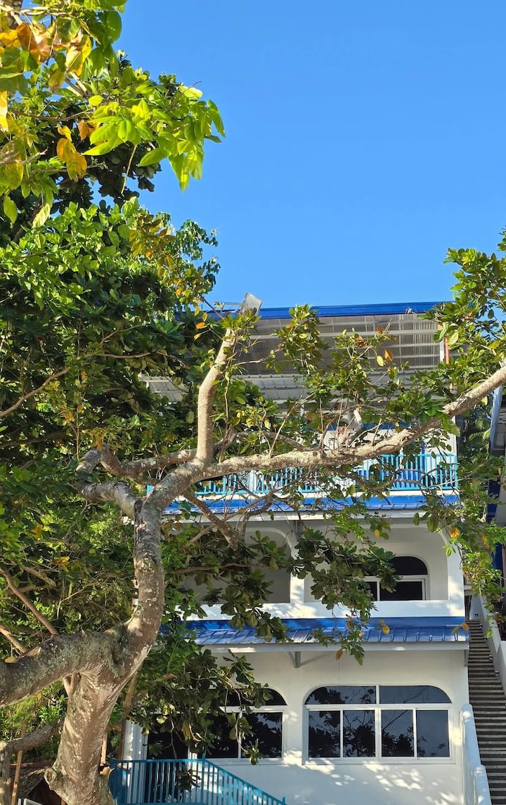 Samal Exclusive Solara Blessed Beach Villa - Philippines