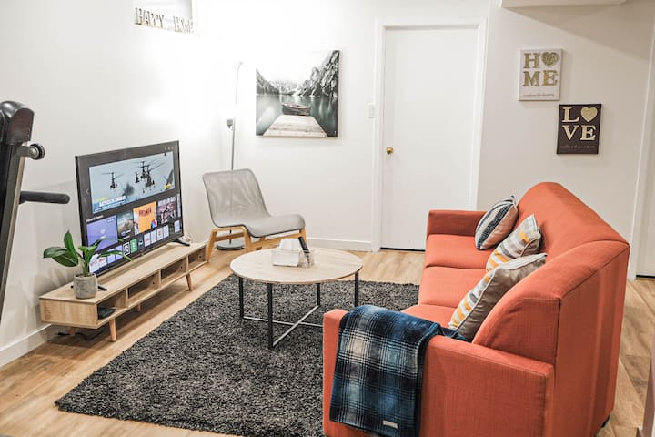 Comfort Oasis In Barrhaven, Ottawa - Ottawa