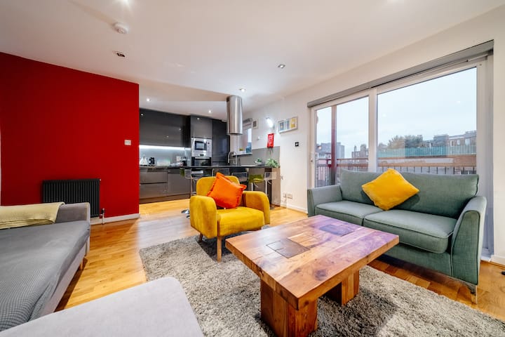 Albion’s Corner - 6 Guests 5 Beds Free Parking - Edinburgh