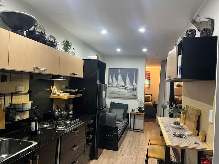 Black Barn Tiny House - Auckland