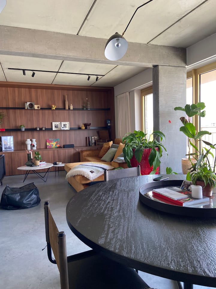 Urban Jungle In Antwerpen, Dichtbij Afas Dome. - Wommelgem