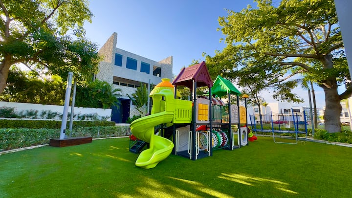 Casa Piedra Puerto Cancun Near To The Beach - Isla Mujeres