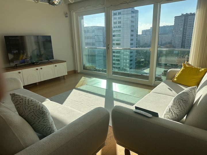 Gorgeous View From Beautiful Residence Next2 Metro - Zeytinburnu