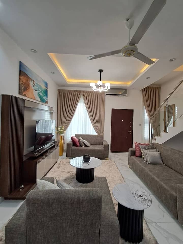 Beautiful 3 Bedroom Town House In East Legon Hills - Ghana