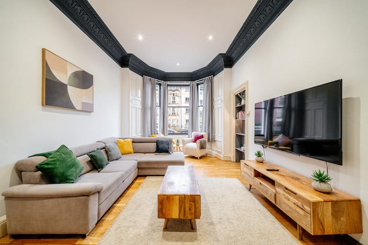 Mcdonald’s House – 12 Guests 10 Beds 15' Centre - Edinburgh