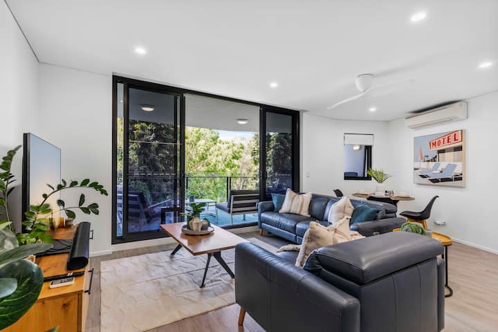 Park View Retreat -Pool - 2 Min Walk Stones Corner - Brisbane