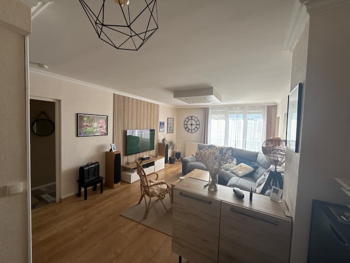 Logement Situé à 5 Minutes Du Circuit Des 24h - Le Mans