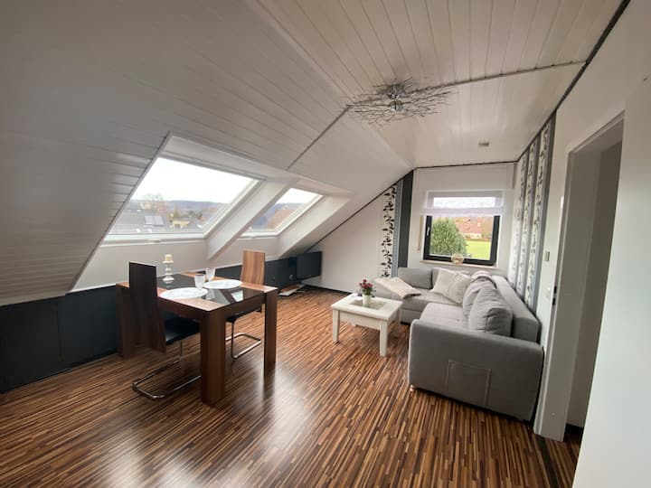 Lichtdurchflutetes Studio Im Dachgeschoß - Porta Westfalica