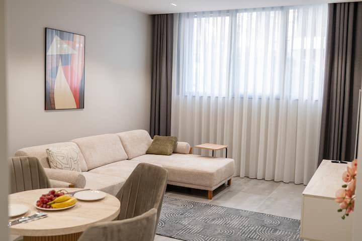 Basement Floor Suite  ( 1+1 Standart ) - Şişli