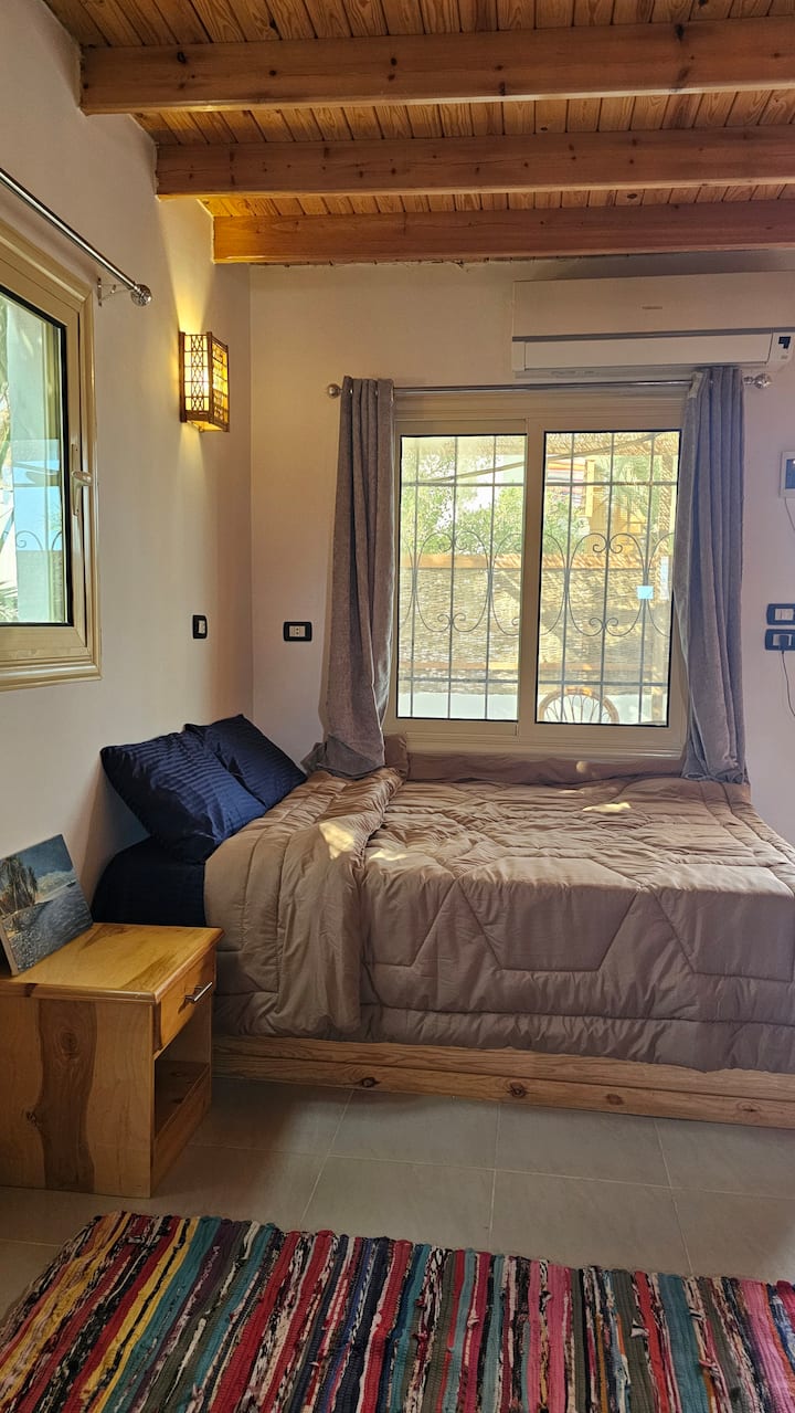 Bohonest–cedar Roof –Sea 1 Minute –Sunny Workspace - Egypt