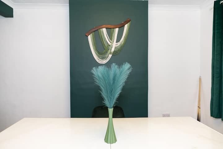 4 Beds Emerald Home (10 Mins To Central) - Dartford