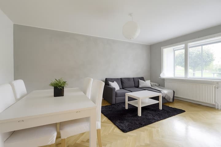 Quiet Apartment, Free Parking And Gym - Göteborg