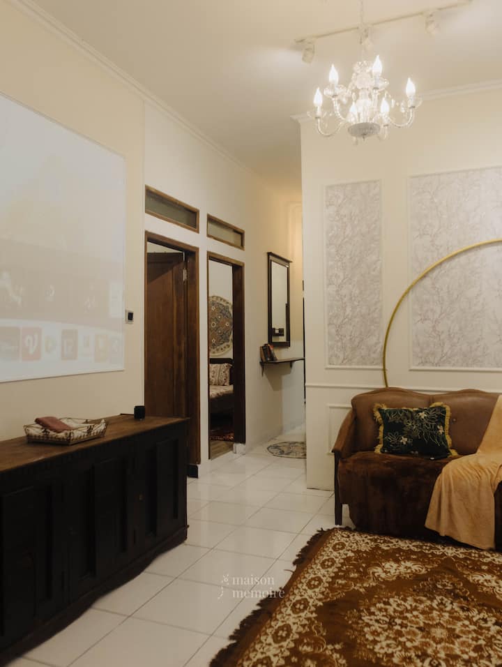 Artisan Escape W/ Fireplace Grill, Cinema, Hot Tub - Ciwidey