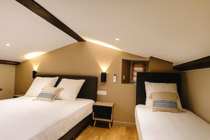 Appartement: 3 Chambres, Jacuzzi, Sauna, Parking - Perpignan