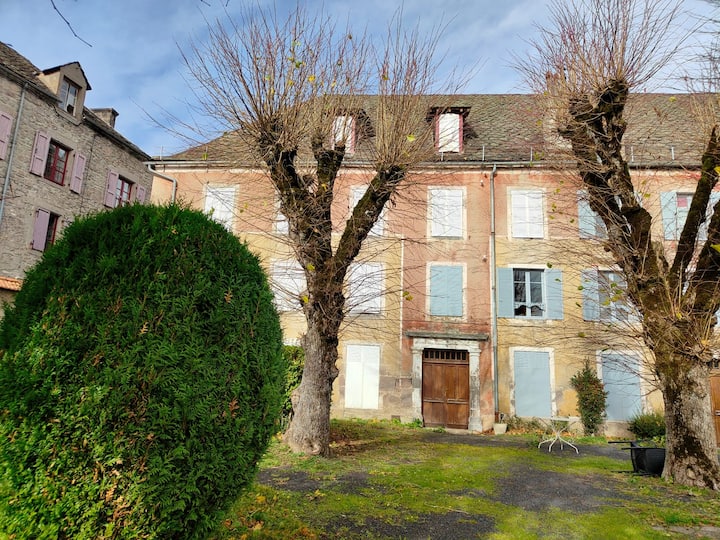 Appartement Confortable Et Spacieux à Besse - Super-Besse