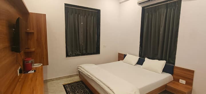 Trinetra Residency (2 Room)new - Varanasi